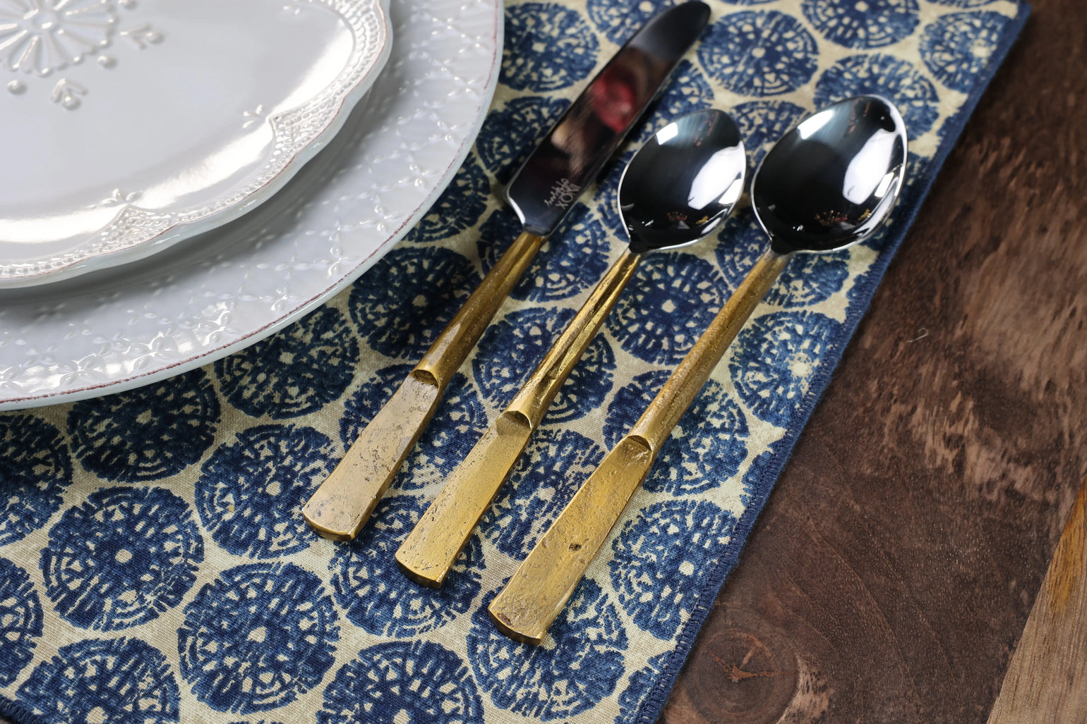 5-Pc. Place Setting - Celia Flatware, Elegant Dining Essentials